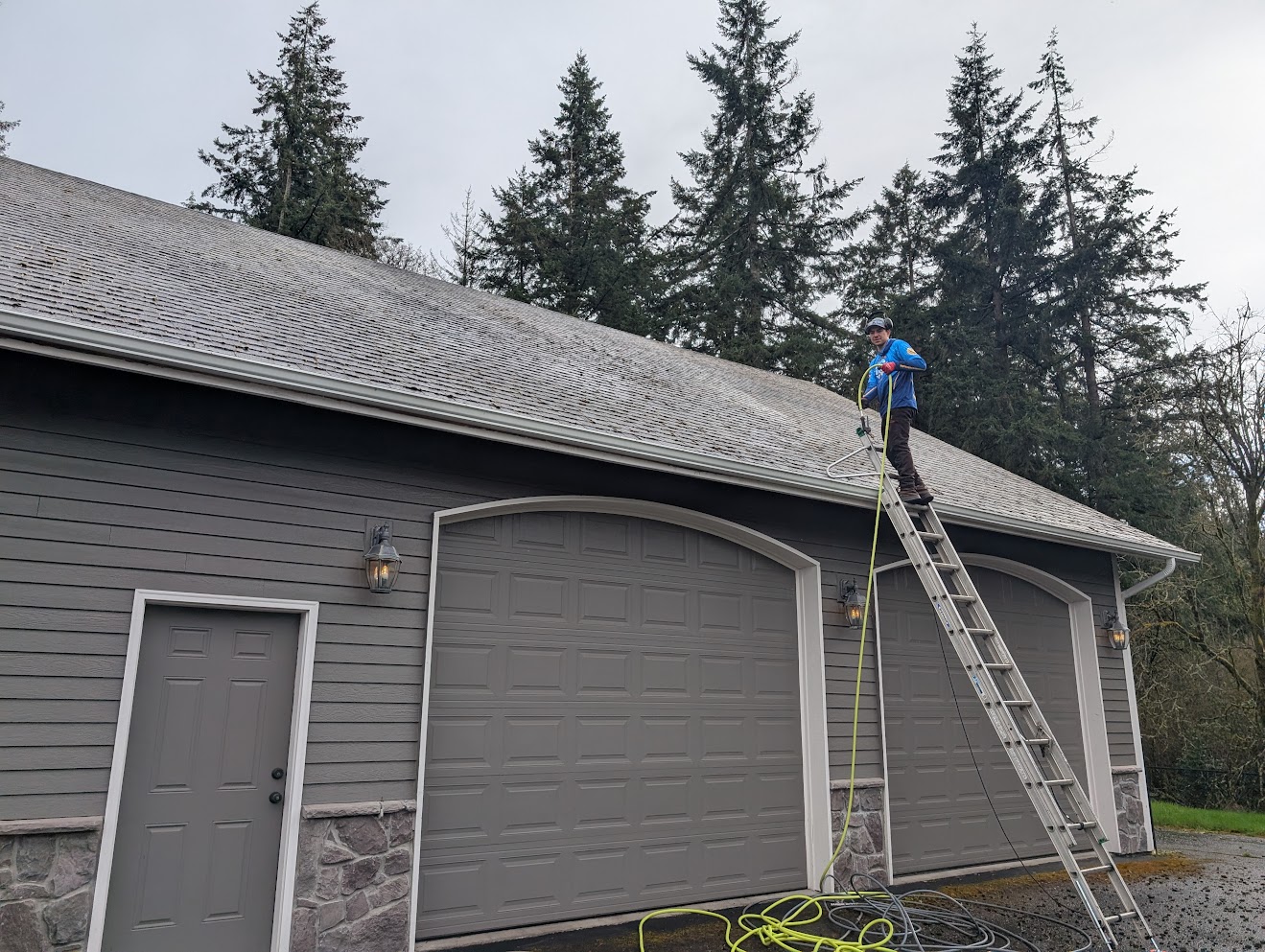 Types of Roofs in Vancouver WA | Top 10 Roof Cleaning Tips - Clark ...